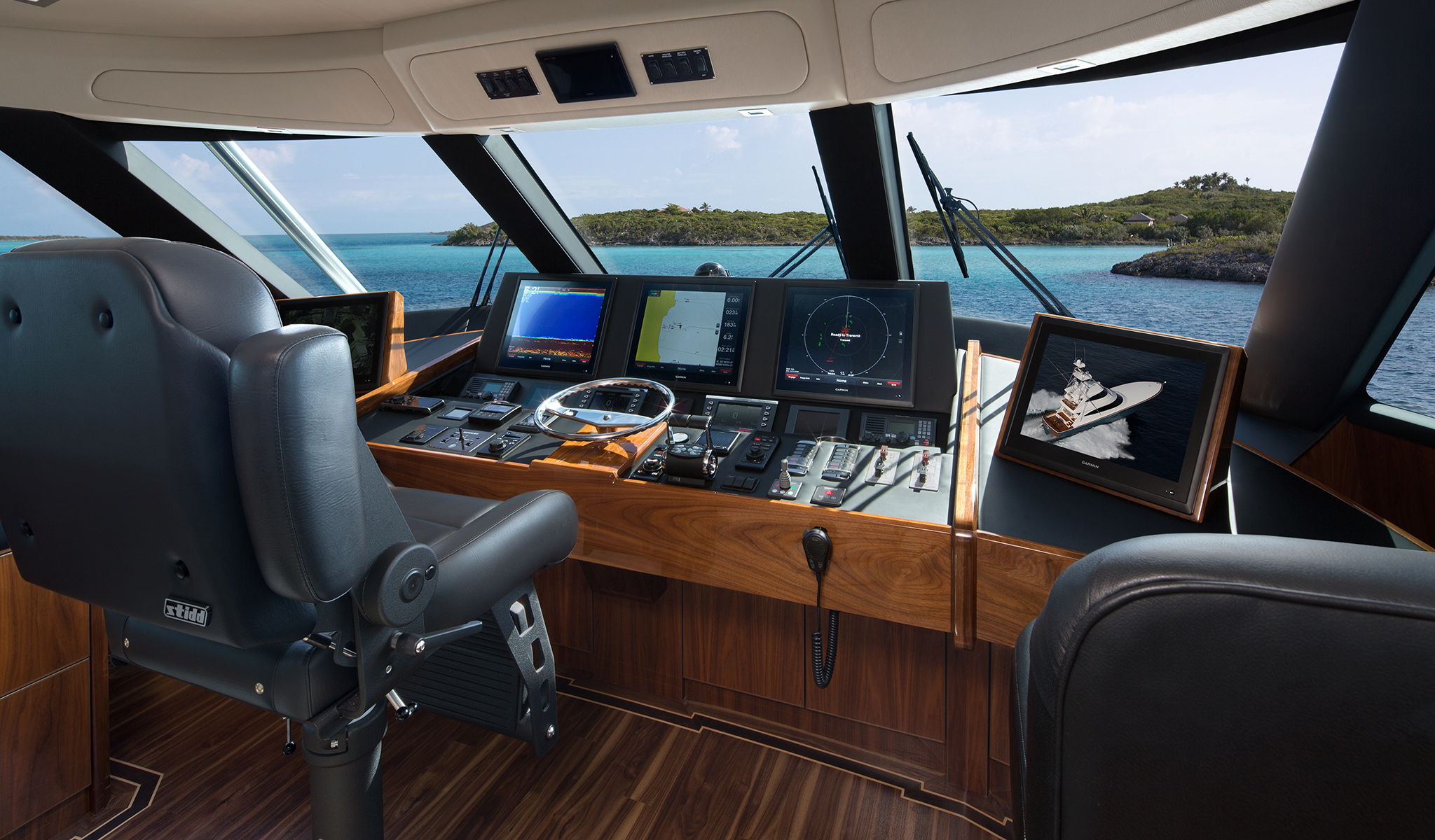 Yacht CHINA TIME, Viking Yachts | CHARTERWORLD Luxury Superyacht Charters